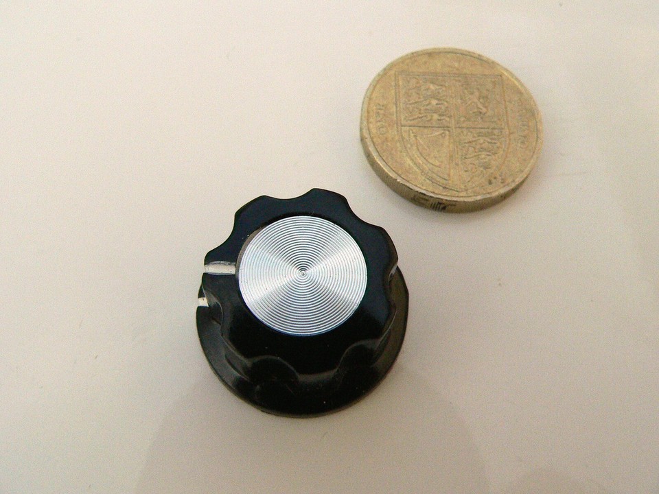 B Grade Small 23mm Black Instrument or Guitar Control Knob Bakelite ...