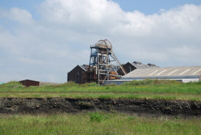 Photo 6x4 Preserved winding gear at Haig Pit Museum Whitehaven/NX9718 ...