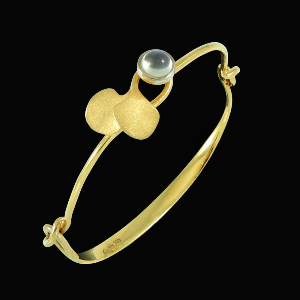 Gail Spence. 18k Gold Bangle with Moonstone. | eBay