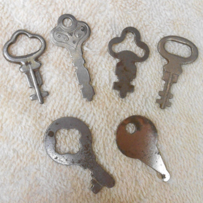 Lot of 6 Unique Different Shape Shapes Decorative Flat Skeleton Style ...