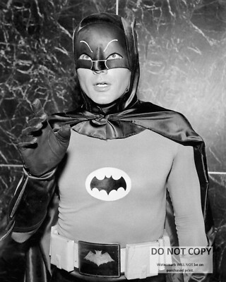 ADAM WEST IN THE ABC TV SERIES "BATMAN" - 8X10 PUBLICITY PHOTO (DD700 ...