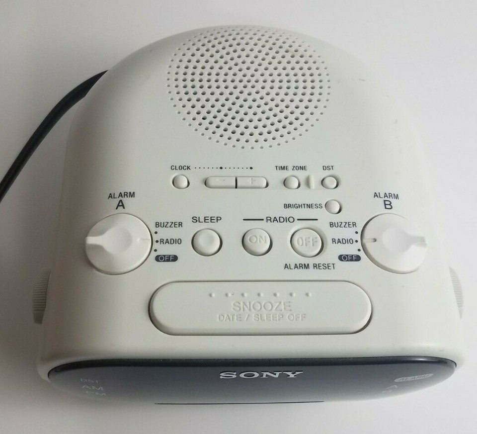 Sony Dream Machine ICF-C318 Radio Alarm Clock Dual AM FM White Auto ...