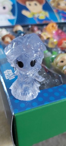 RARE * GLITTER * ELSA Woolworths Ooshie Disney Frozen Ooshies Woolies ...