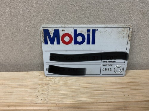 Vintage Mobil Oil Gas Credit Card Expired 1992- B85 | eBay