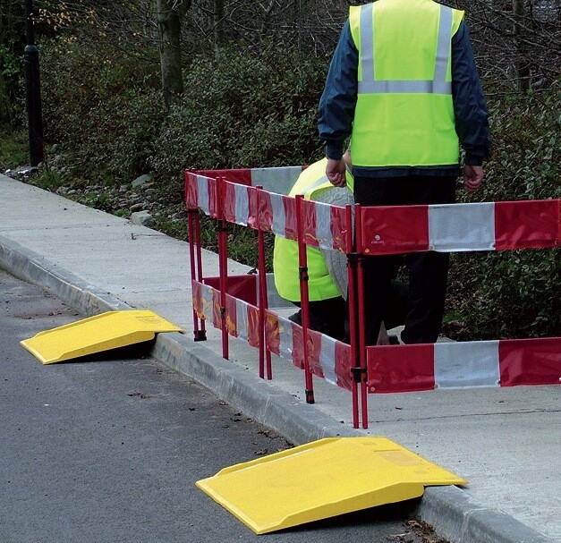 Kerbhopper (1285mm widex 500kg Capacity) - Lightweight Kerb Ramp ...