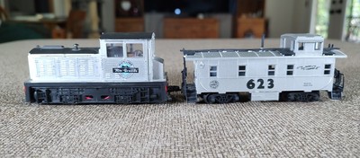AHM Plymouth yard switcher, Rio Grande, ho scale, led headlights, and ...