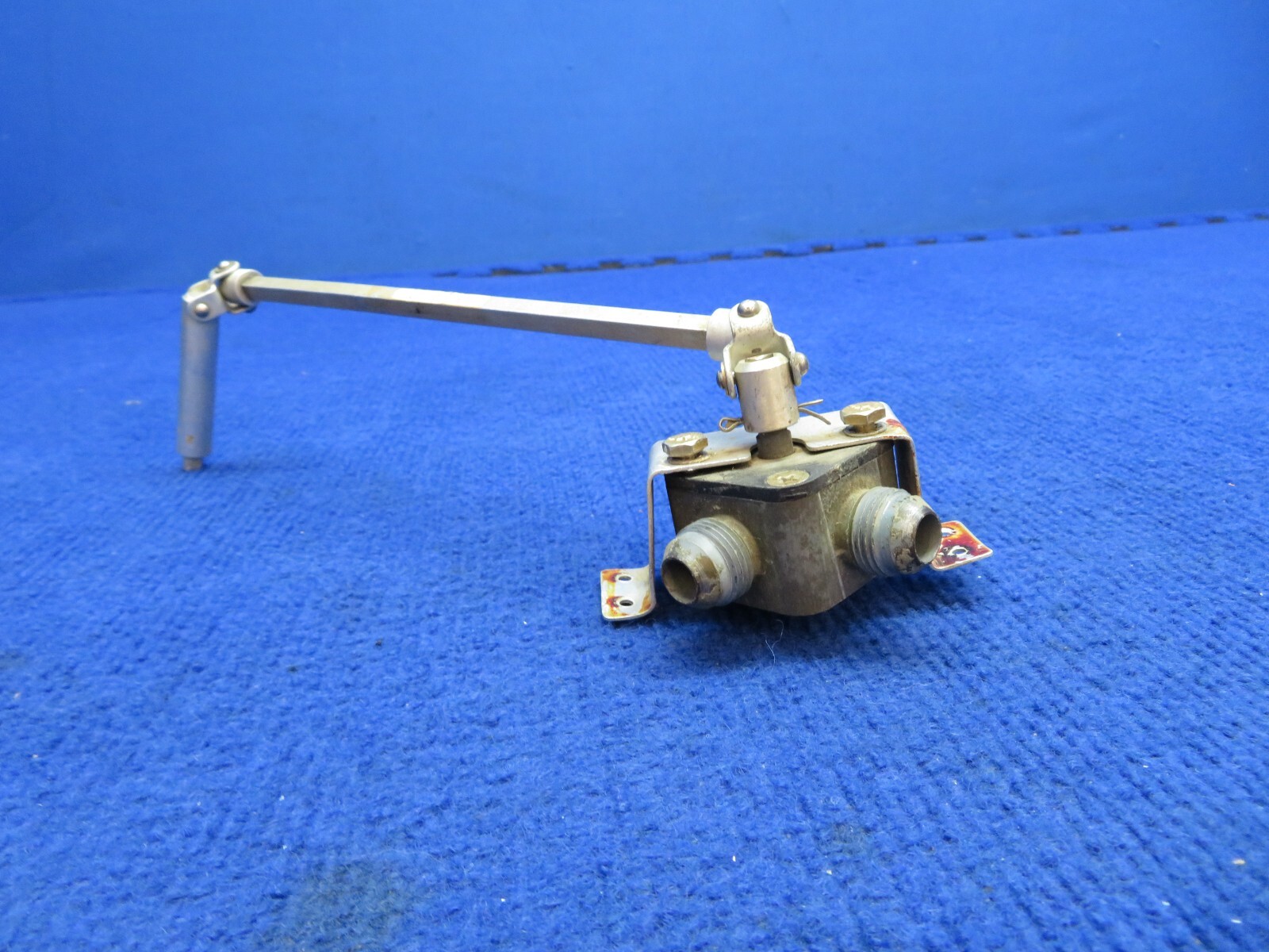 Cessna 172 Fuel Selector Valve P/N 9851067-4 CORE (0622-51) | eBay