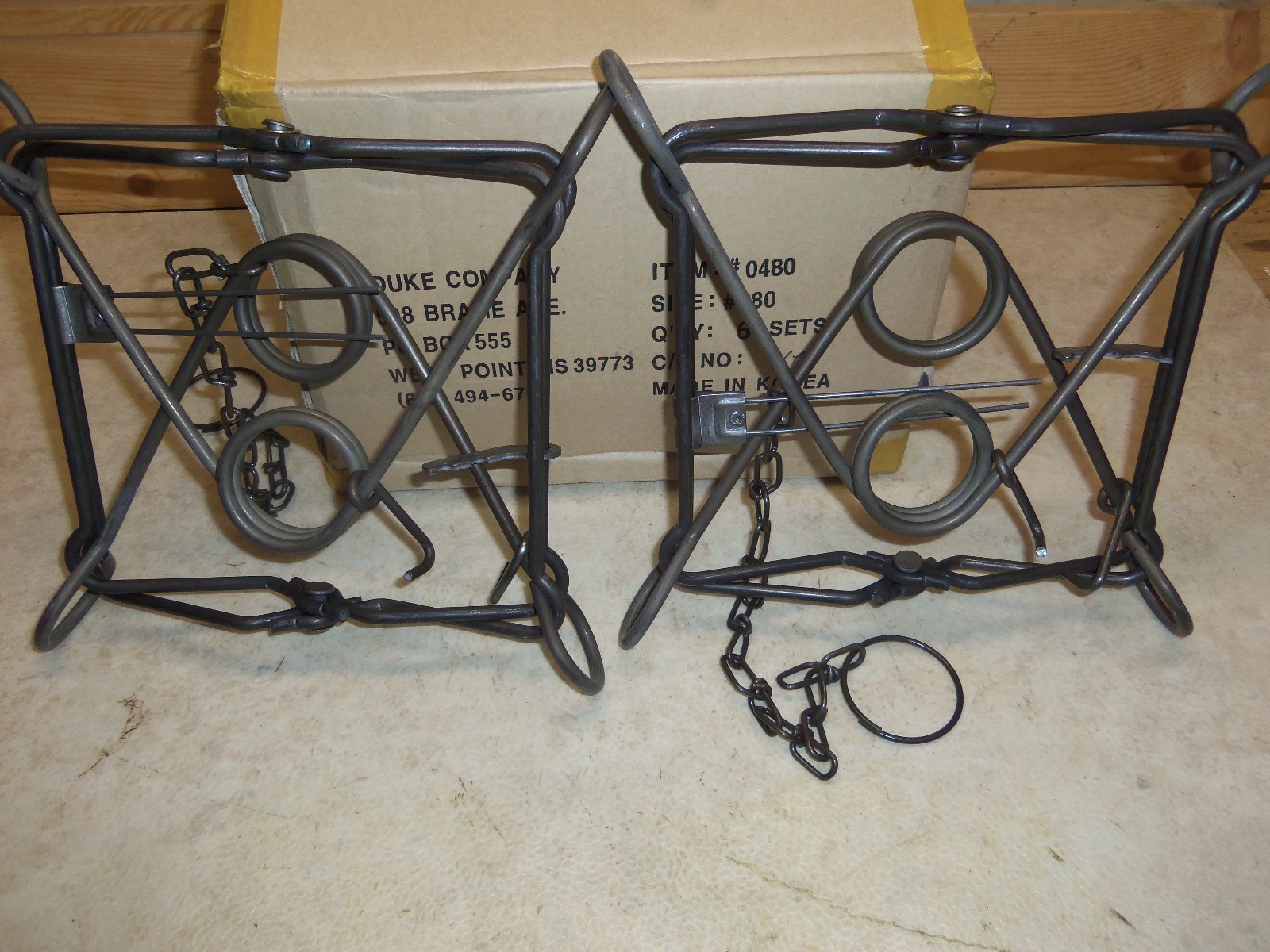 2 Duke 280 Body Grip Traps Trapping Beaver Coyote Bobcat Otter 0480 | eBay