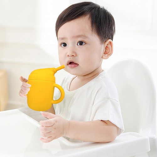 Baby Straw Cup Lovely Handle Design Infant Straw Silicone Feeding Cup ...