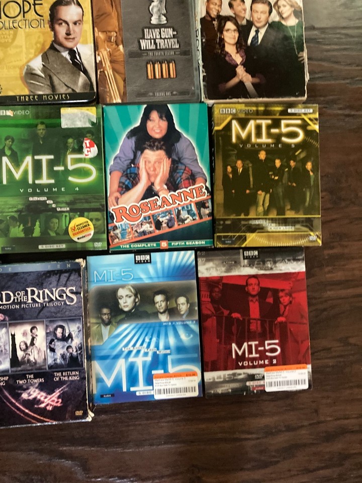 Huge Lot of Box Sets, NCIS, ELVIS, EMPIRE, NYPD BLUE MI-5, 30 ROCK ...