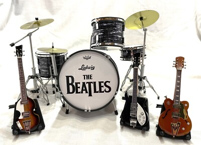 BEATLES - MINIATURE DRUM & GUITAR SET - DIORAMA - FAB FOUR COLLECTIBLE ...