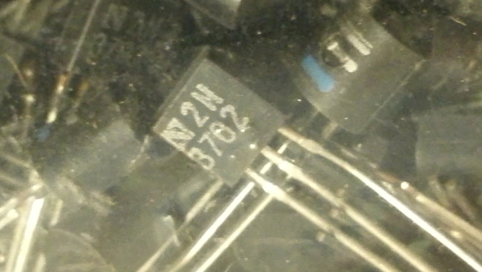 ( 20 PCS ) National 2N3702 PNP General Purpose Amplifier - *** USA ...