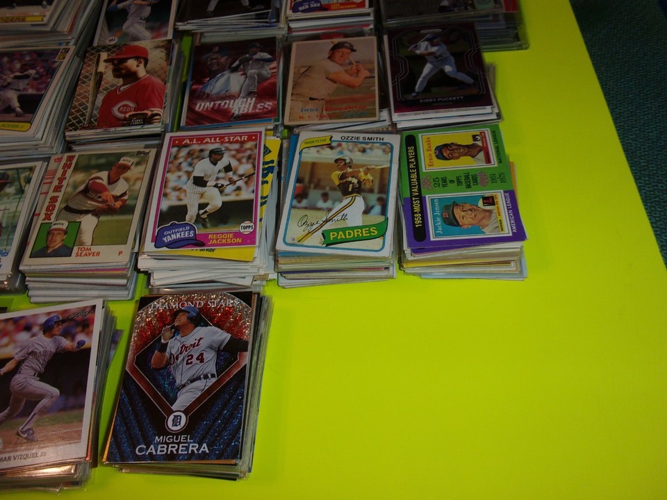 HUGE LOT 1,512 BASEBALL CARDS, ONLY STARS & HALL OF FAMERS, VINTAGE TO ...