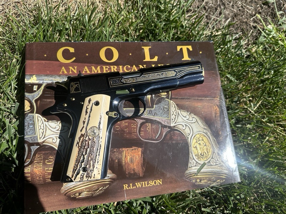 Colt 1911 Faux Stag Medallion 45 38 super government commander grips ...