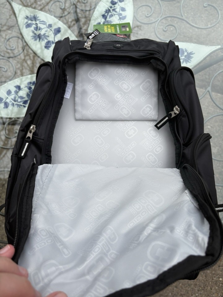 NWT JOHN DEERE Ogio Bounty Hunter Backpack Black Ruch 20 Laptop New | eBay