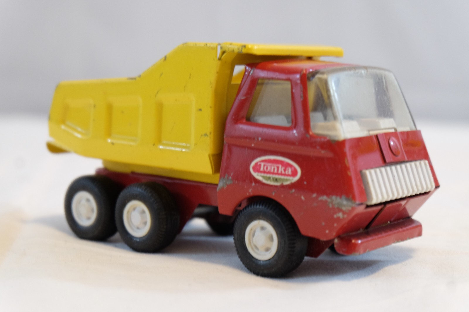TONKA 1970's Hot Rod Car Lot w/ Trike Fire Engine Army Jeep Dump Truck ...