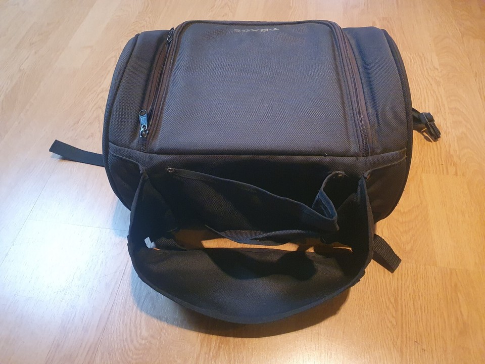 T BAGS MOTORCYCLE LUGGAGE TAIL / SISSY BAR / RACK BAG T-BAGS HARLEY ...