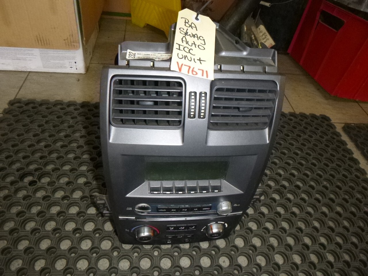 8/2003 FORD BA FALCON STATION WAGON ICC UNIT (SINGLE CD) (STOCK NUMBER ...
