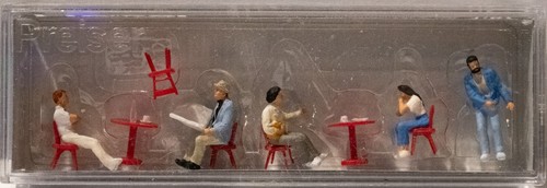Preiser HO #10369 People Working -- Street Cafe | eBay