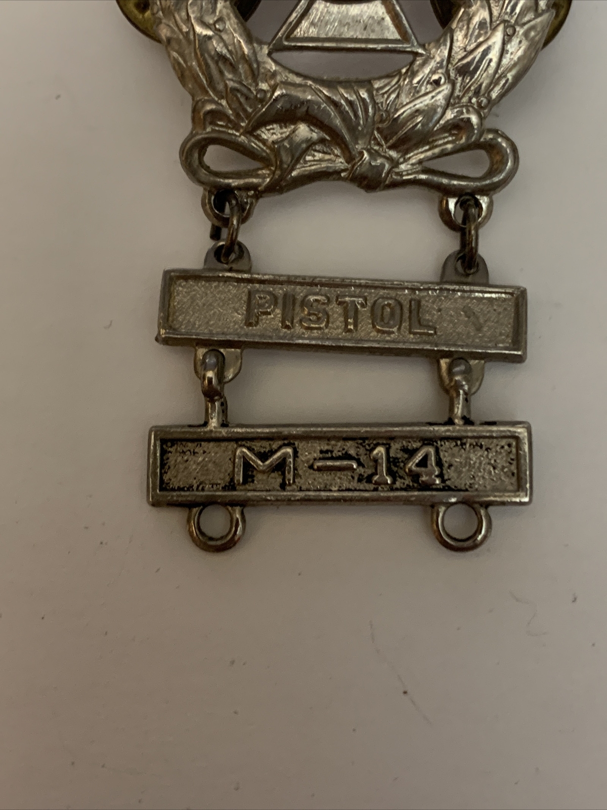 VINTAGE US ARMY EXPERT MARKSMANSHIP BADGE WITH 2 QUALIFICATION CLASPS ...