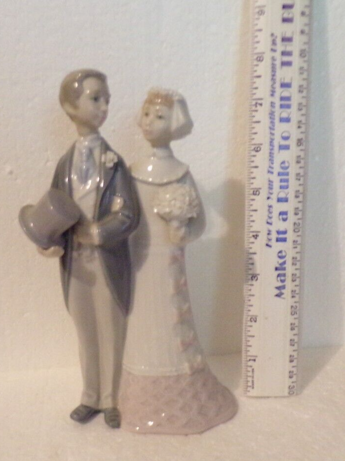 LOOK LLARDO WEDDING DAY COUPLE 7 1/2 " TALL PORCELAIN FIGURINE | eBay