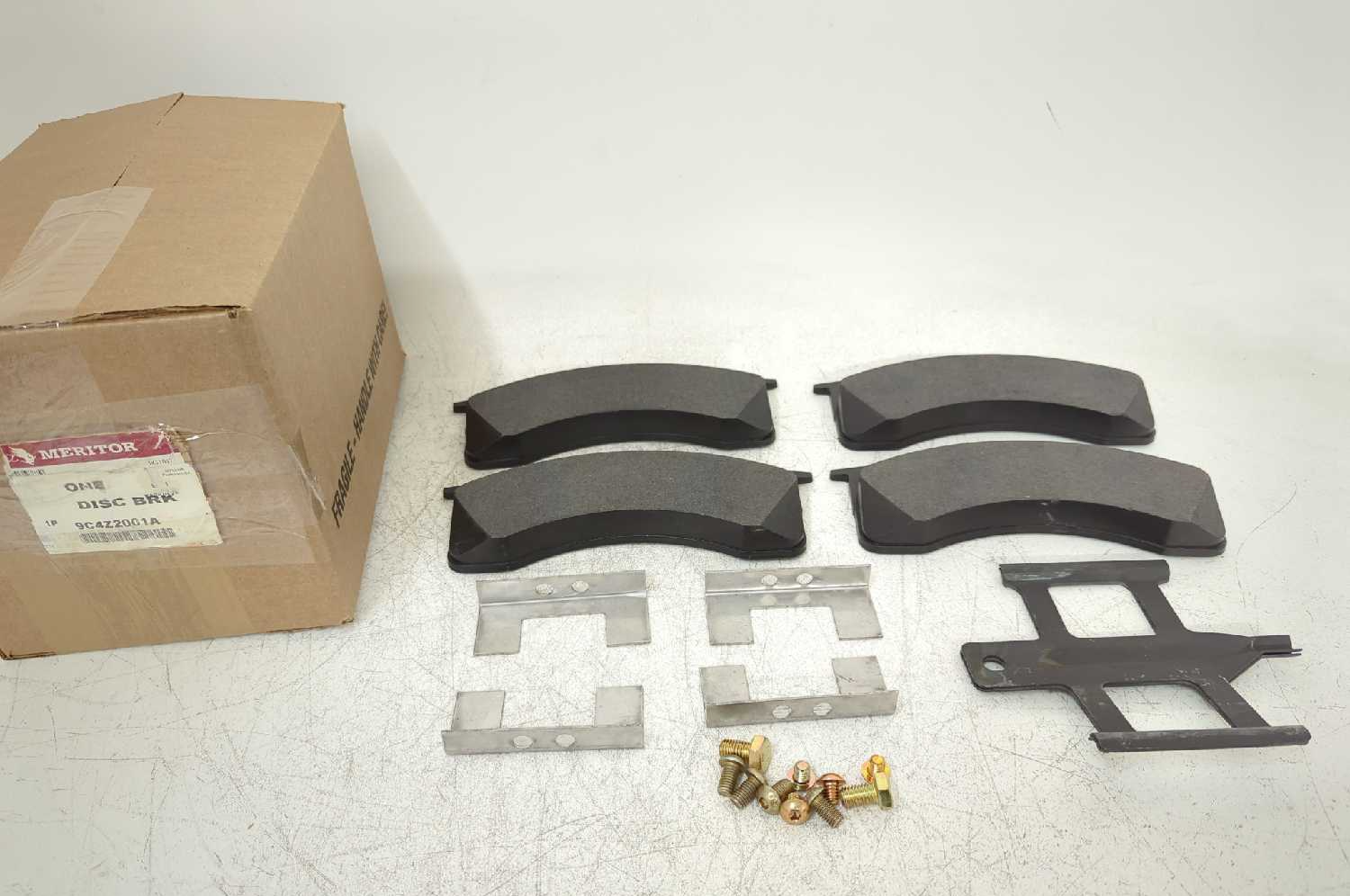 9 C 4 Z 2001 a Kit Brake Lining Ford for sale online | eBay