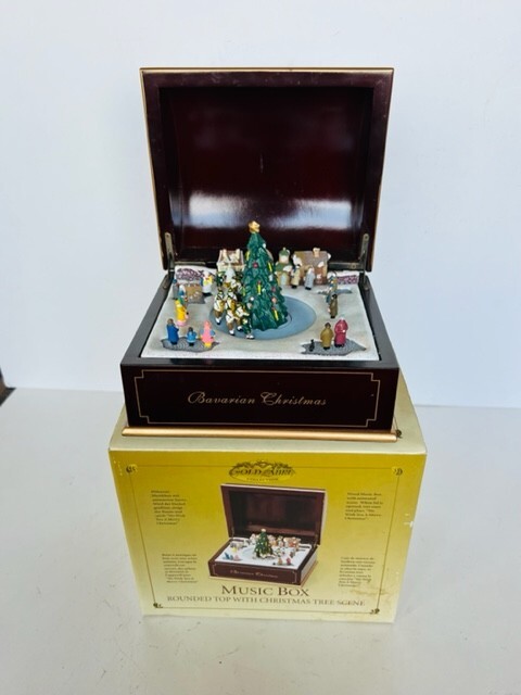 Gold Label Music Box Christmas Holiday Rounded Top Tree Scene Dickens ...