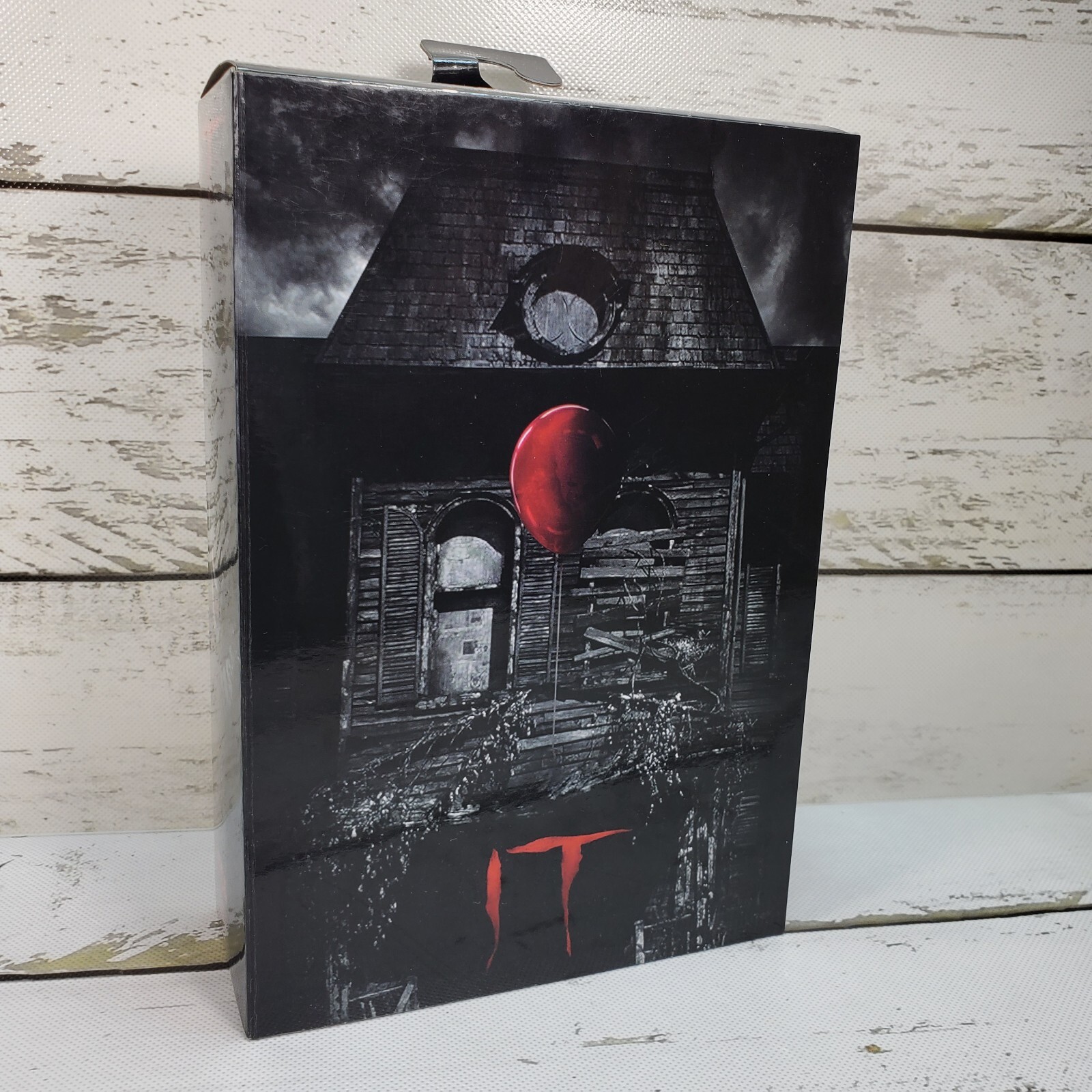 NECA IT Ultimate Well House Pennywise Clown 2018 7" Poseable Figure ...