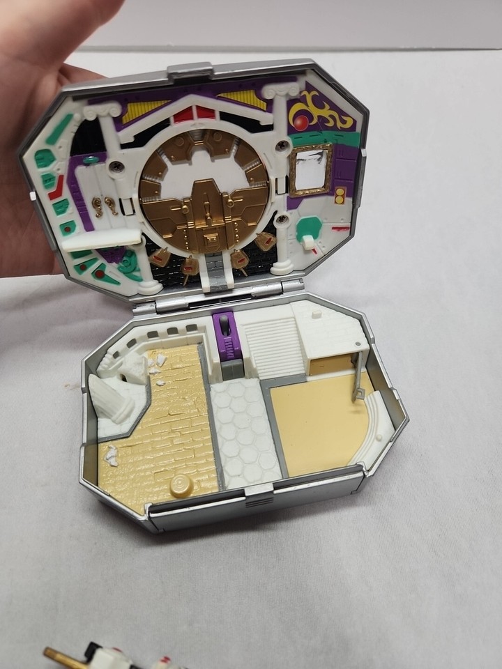 Mighty Morphin Power Rangers White Ranger's Micro Playset 1995 Bandai ...