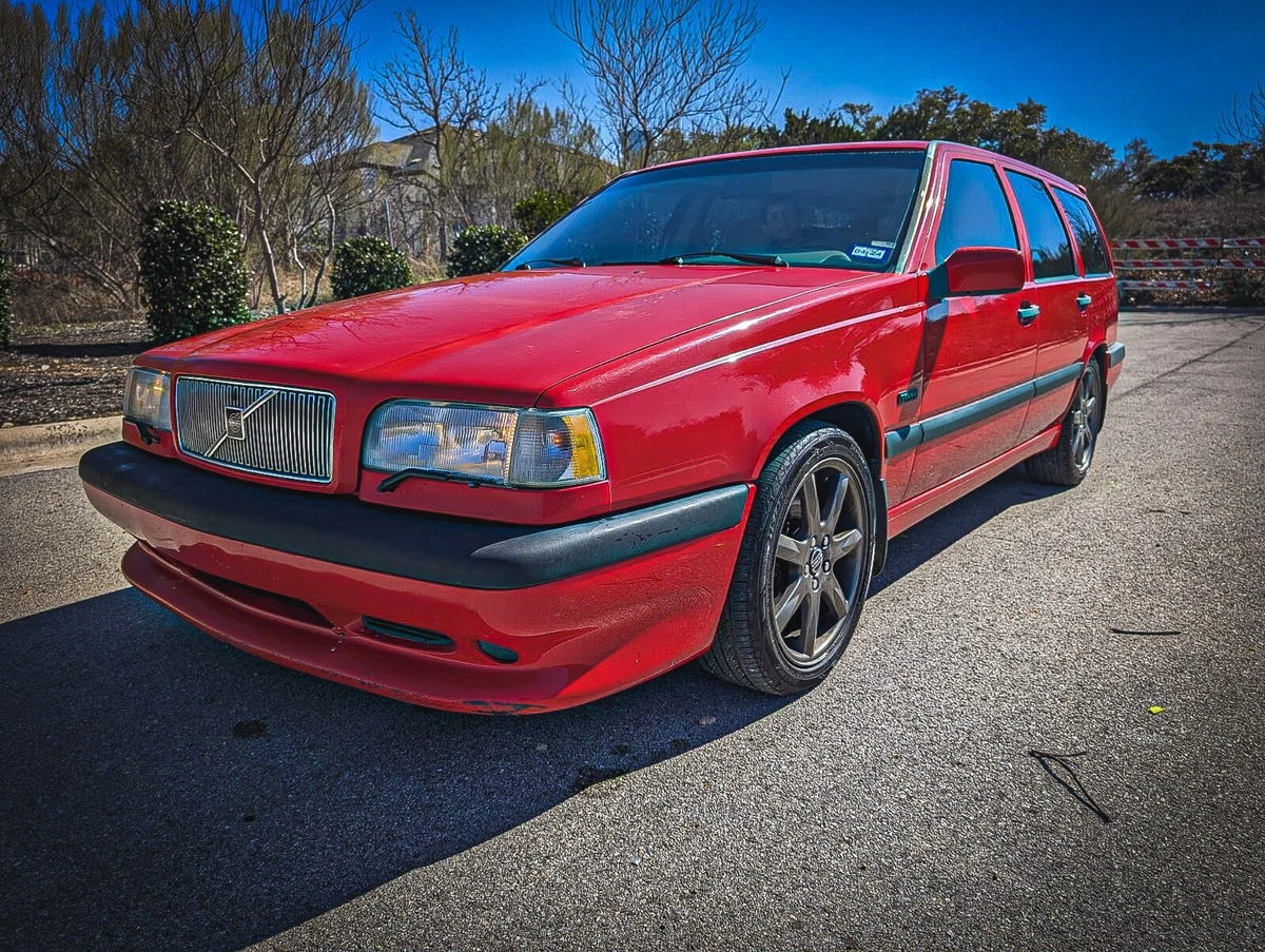 Porsche Helped Tune the 1996 Volvo 850R Wagon