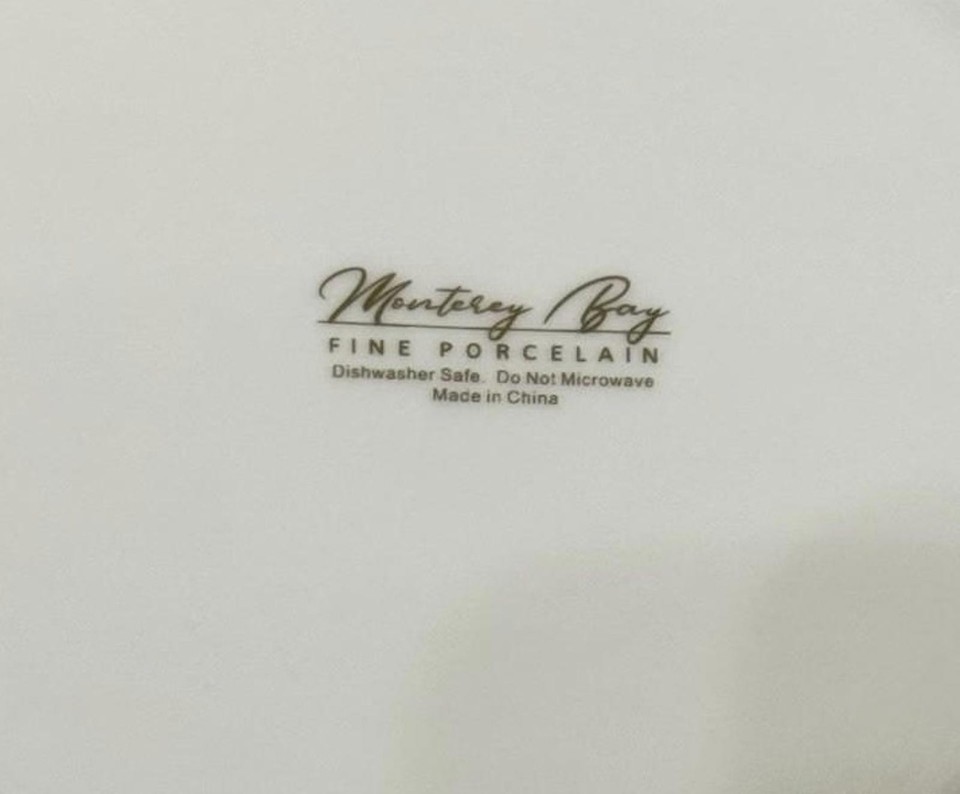 NEW Monterey Bay Platters Christmas Village Display Set Holiday Decor ...