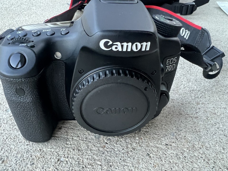 cannon eos 70d camera camera + 75-300mm lense + Cannon carrying ...