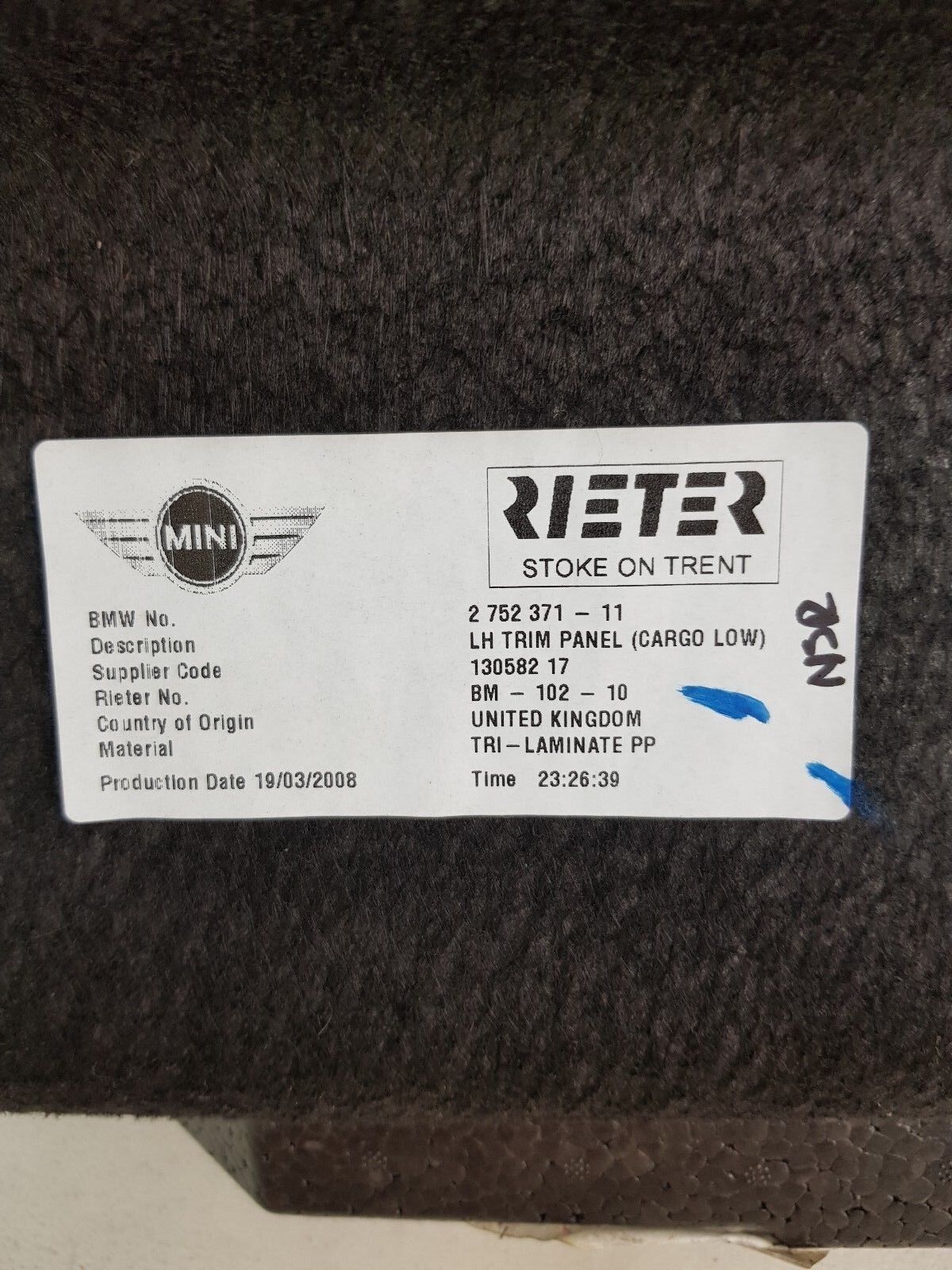 MINI COOPER R55 R56 06-13 REAR PASSENGER LEFT BOOT TAILGATE CARPET TRIM ...