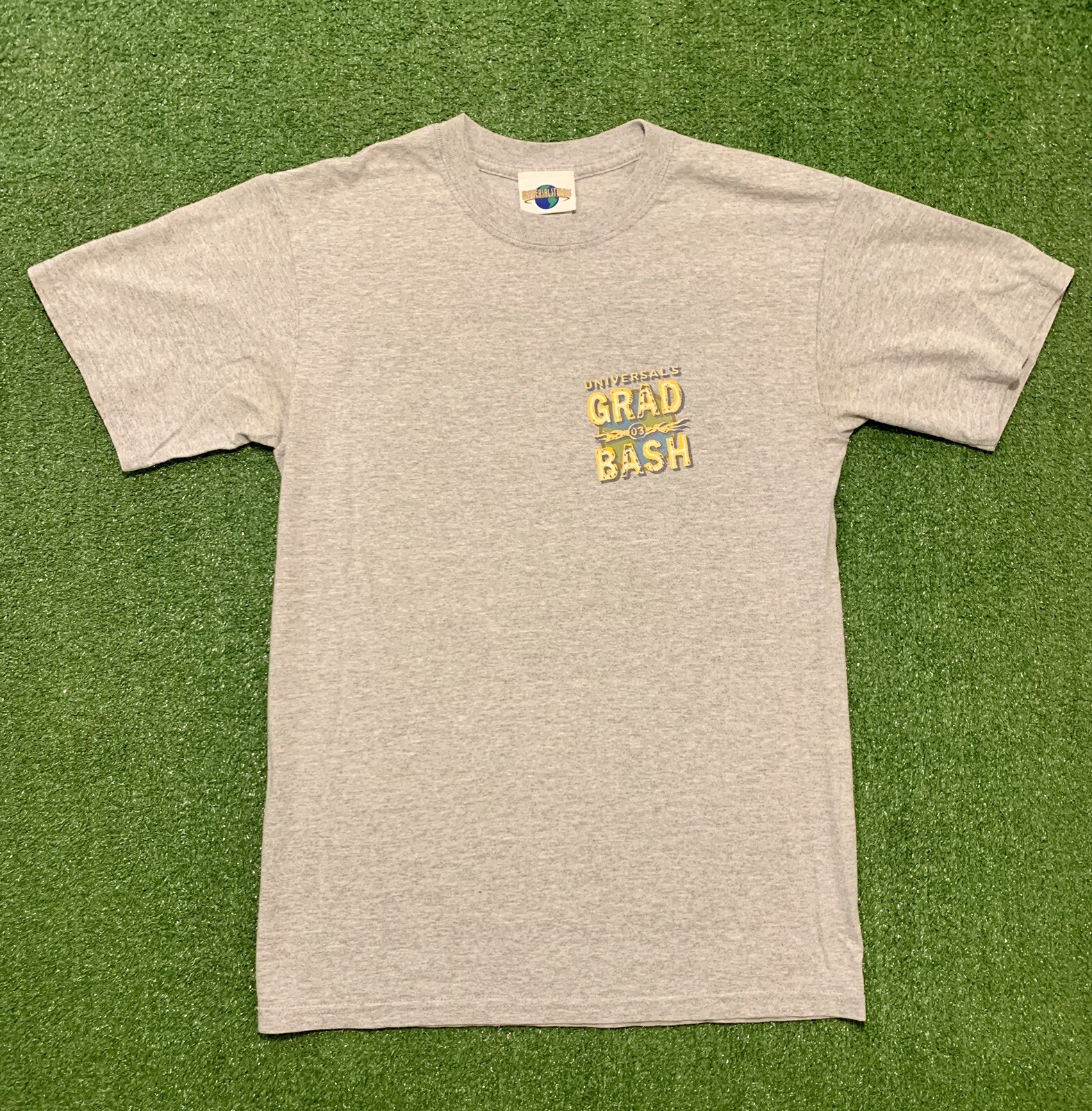 Vintage Universal Studios 2003 Grad Bash T-shirt. Siz… - Gem