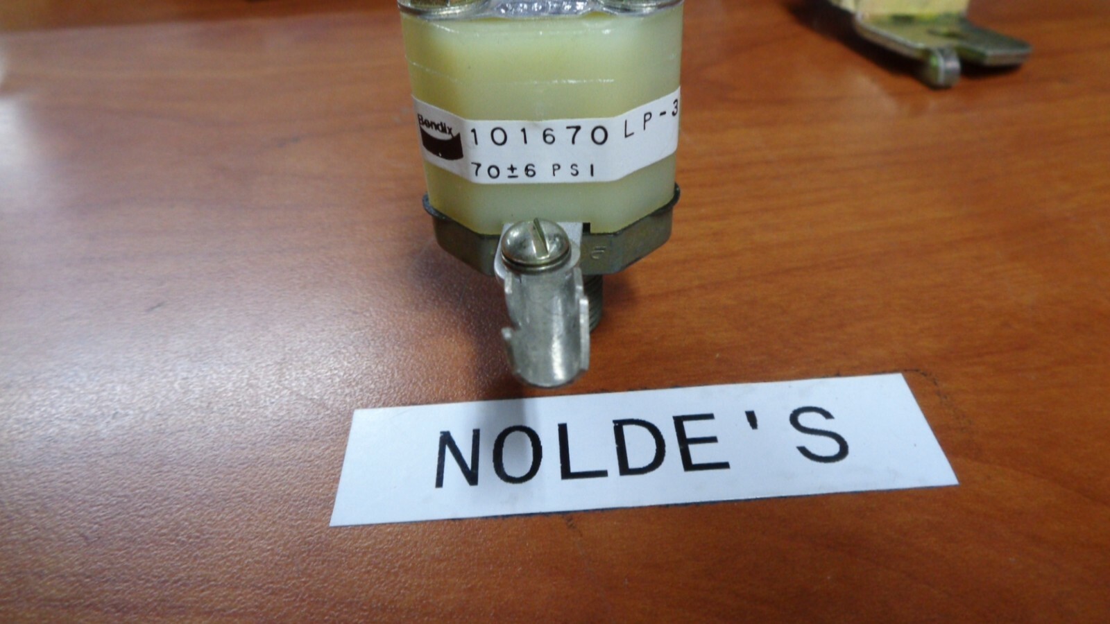 Bendix LP3 Style Low Air Pressure Switch 101670 SK3106 DS472 B4 | eBay