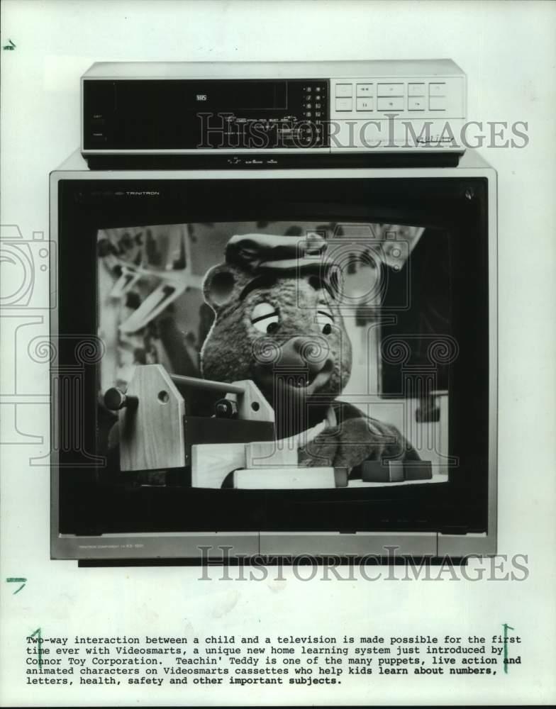 1986 Press Photo Videosmarts home learning system by Connor Toy ...