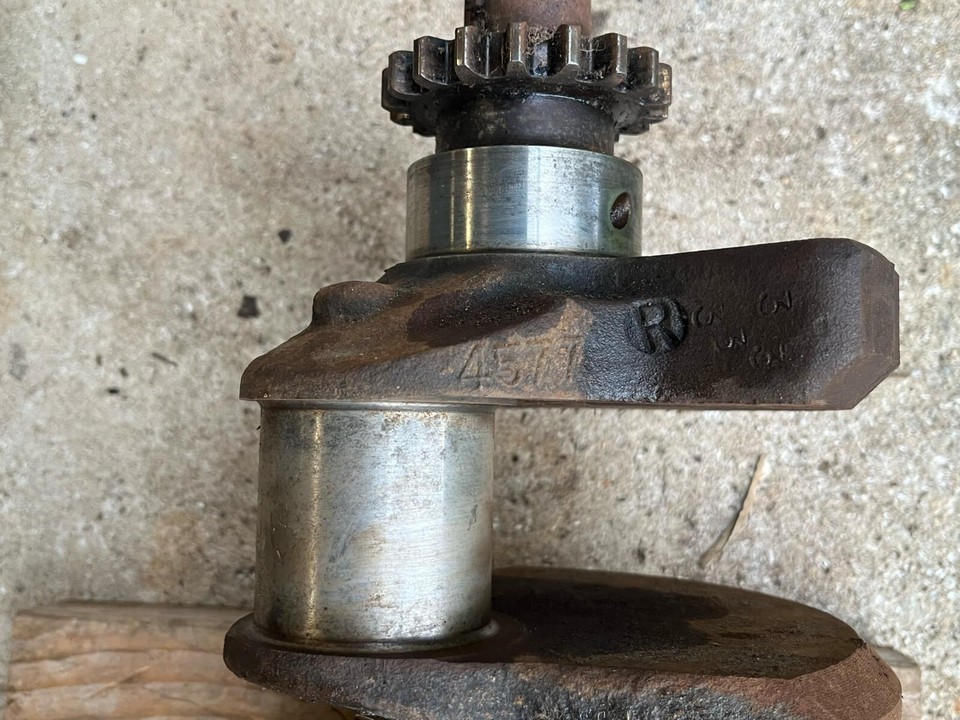 SBC Small block chevy small journal steel 327 crankshaft, 4577, stock ...