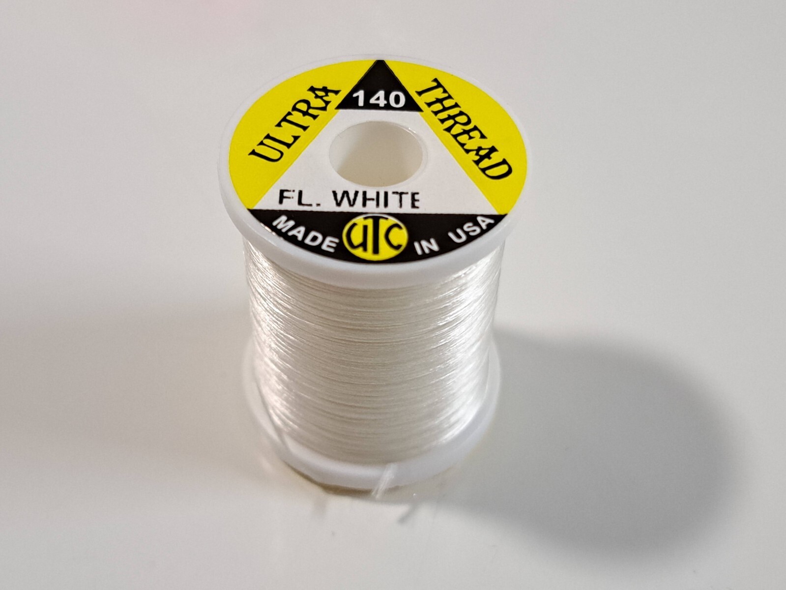 UTC Ultra Thread 140 Denier Fly Tying Medium Waxed Flat Jig Wrapping ...