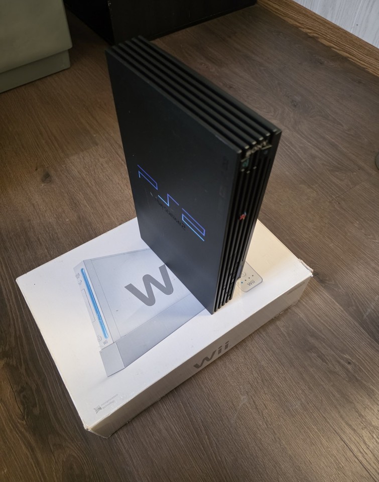 Modded PS2 Fat, Free Mcboot, Region-Free, Burnt Discs, SSD + SCPH50001 ...