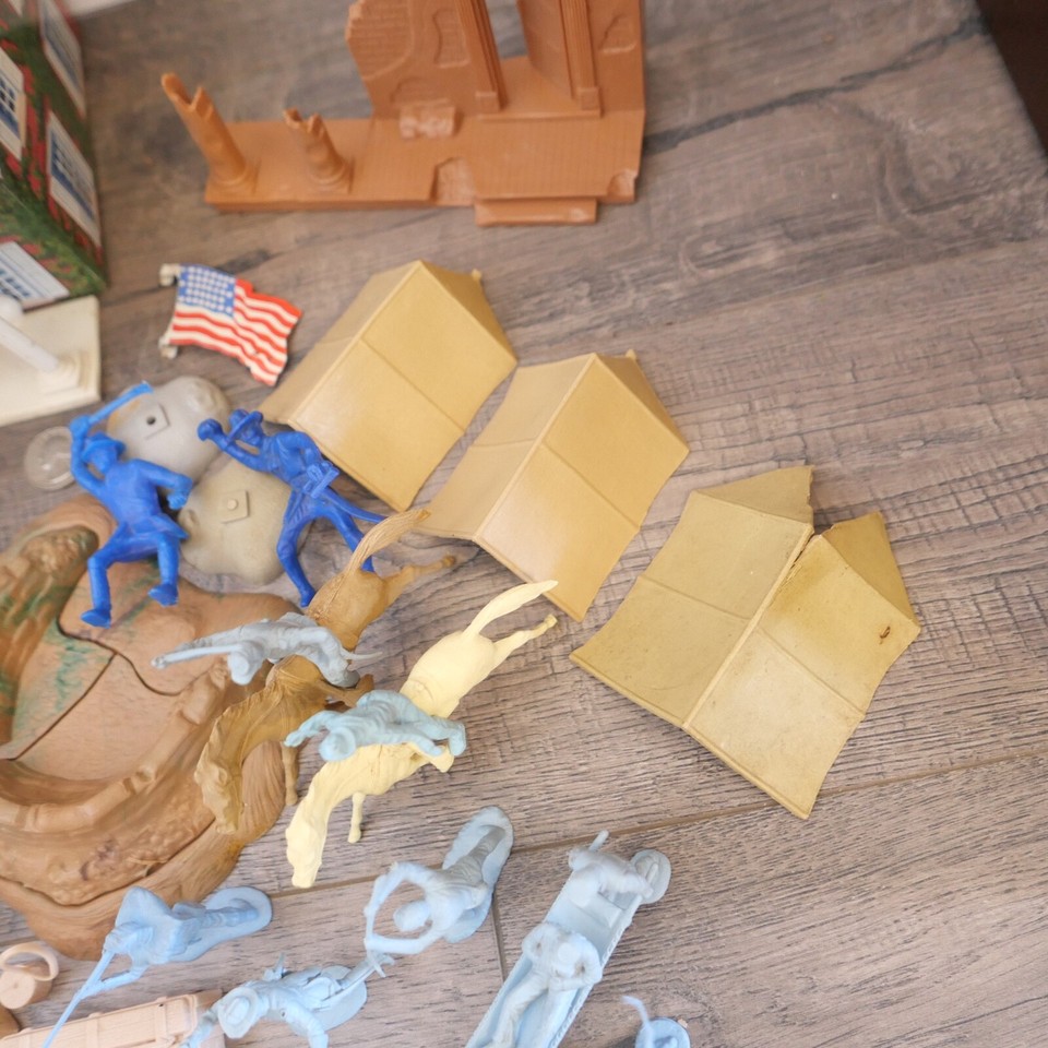 Vtg MARX CIVIL WAR PLAYSET HORSES SOUTHERN MANSION BLUE GRAY Exploding ...