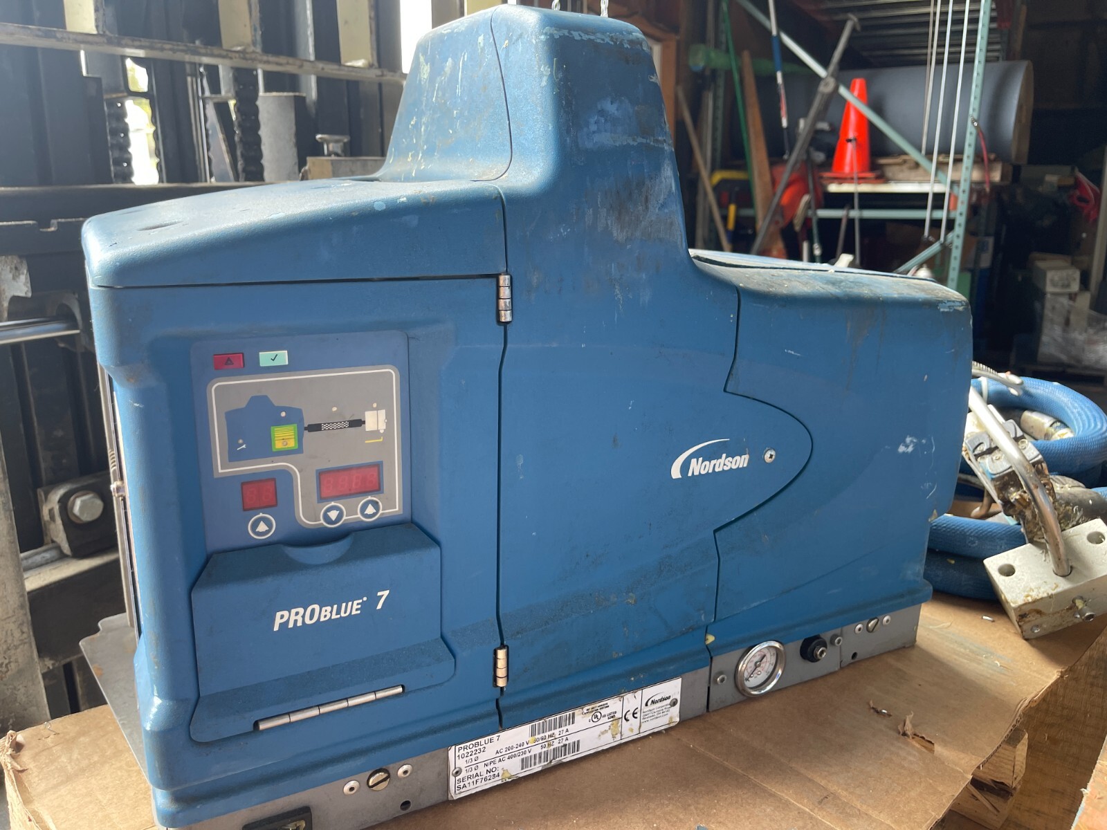 Nordson PROBLUE 7 Hot Melt Adhesive Application System 1022232 for sale ...