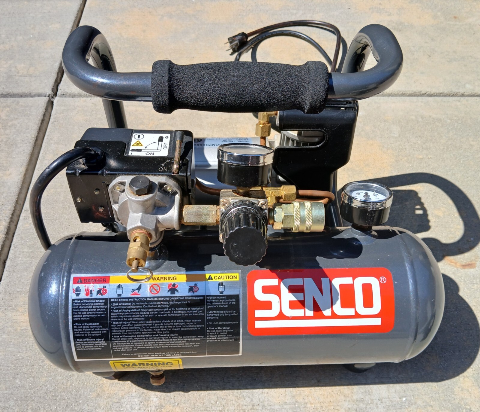 SENCO PC1010 1/2 HP 1 Gallon Oil Free Compressor + Free 14' Hose and ...