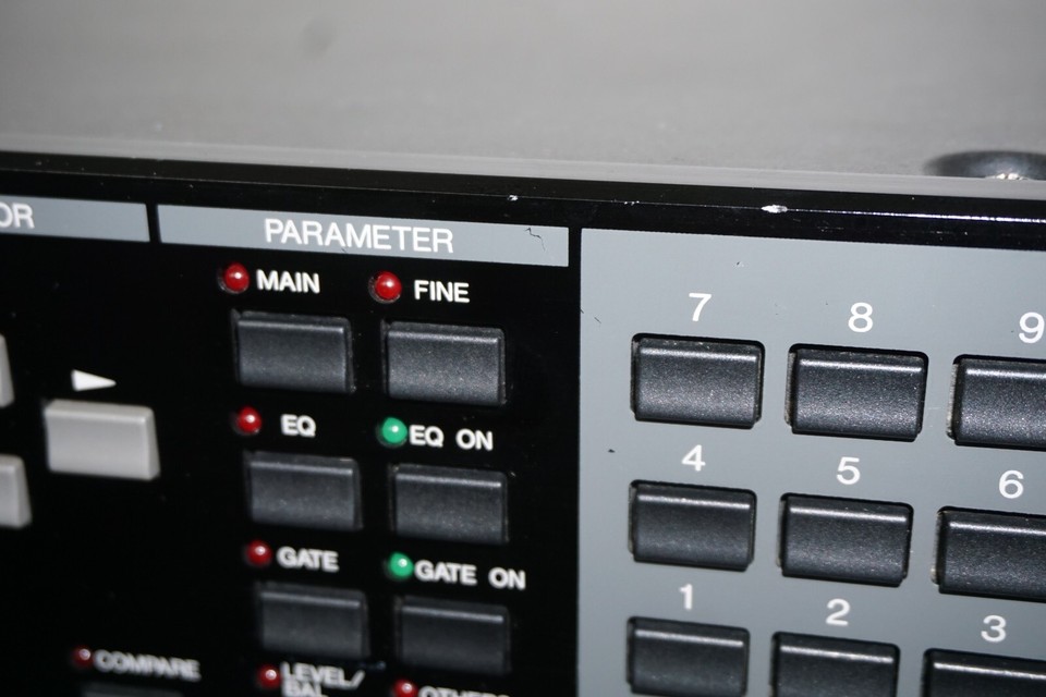Yamaha PRO R3 90's Programmable Digital Reverberator 2U Rack Effects ...