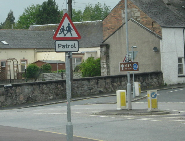 Photo 6x4 School patrol road sign Dalbeattie This school patrol road ...