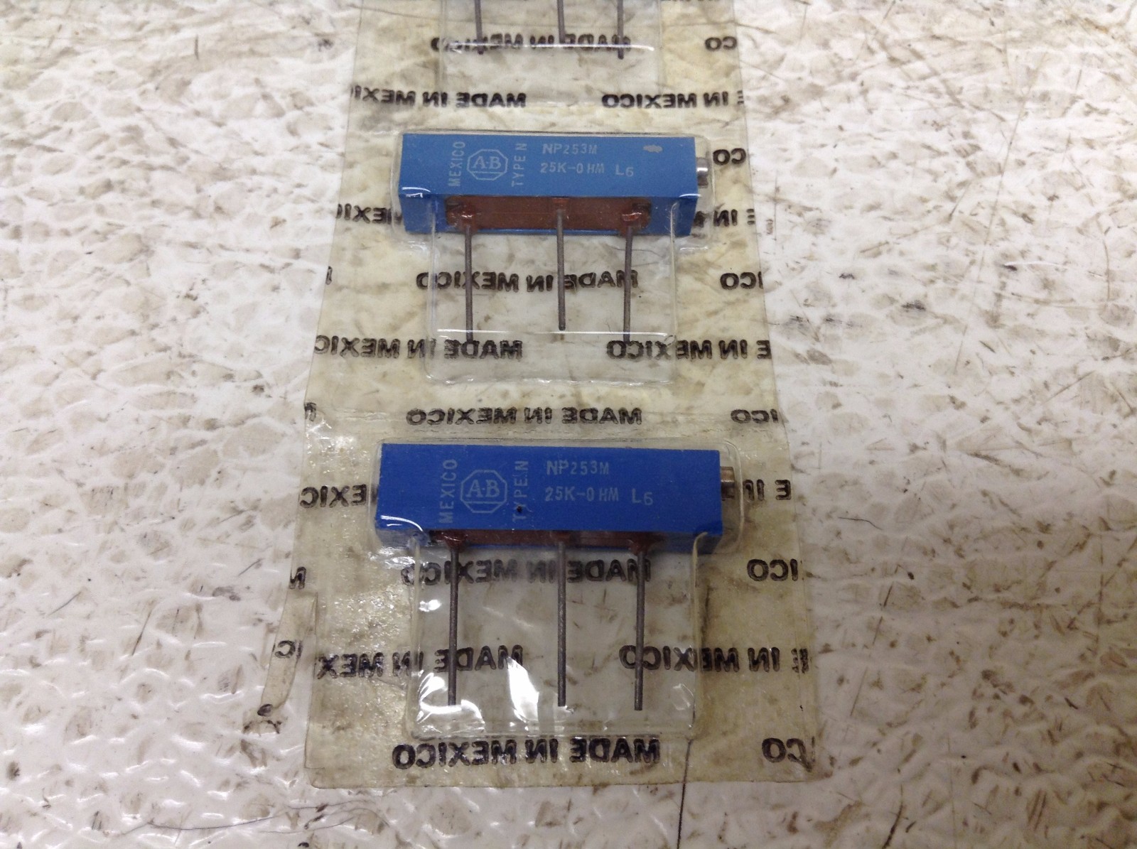 Allen Bradley NP253M 25K Ohm L6 Resistor Type N Lot of 5 New | eBay