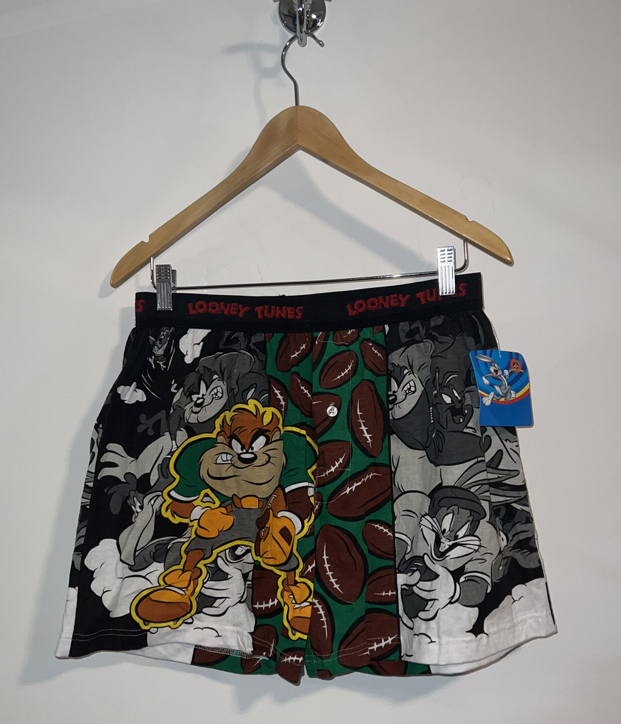 RARE Vintage 90s Looney Tunes Boxers Football Theme T… - Gem