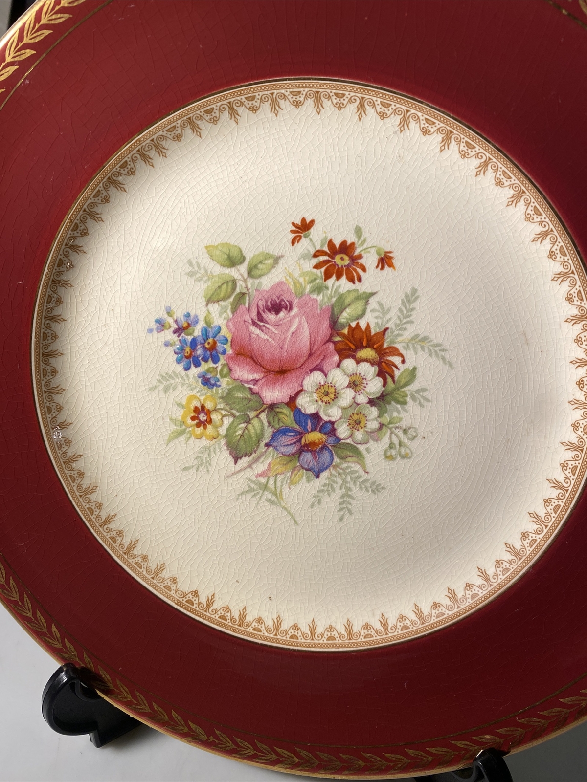 WEDGWOOD DINNER PLATE 10 1/4 RED FLORAL GOLD LEAF #547269 WEDGWOOD & CO ...