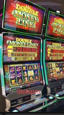 SG Light And Wonder Double Money Link City of the Gods Slot machine ...