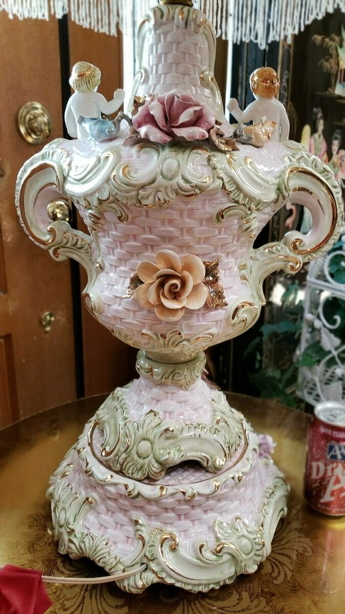 FAB Vintage 1960s HP Porcelain LG Figurine Lamp CHERUBS FAB Vintage 1960s HP Porcelain LG Figurine Lamp CHERUBS