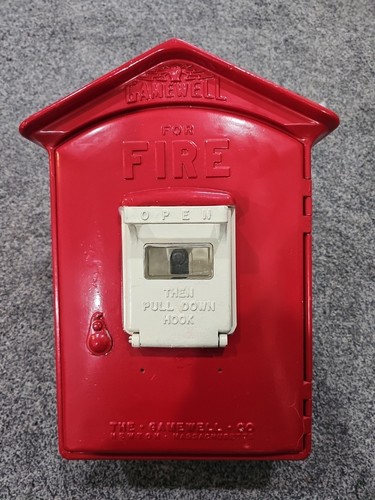 Vintage Pole Gamewell Fire Alarm Pull Box w/Key. Game Well Fully ...